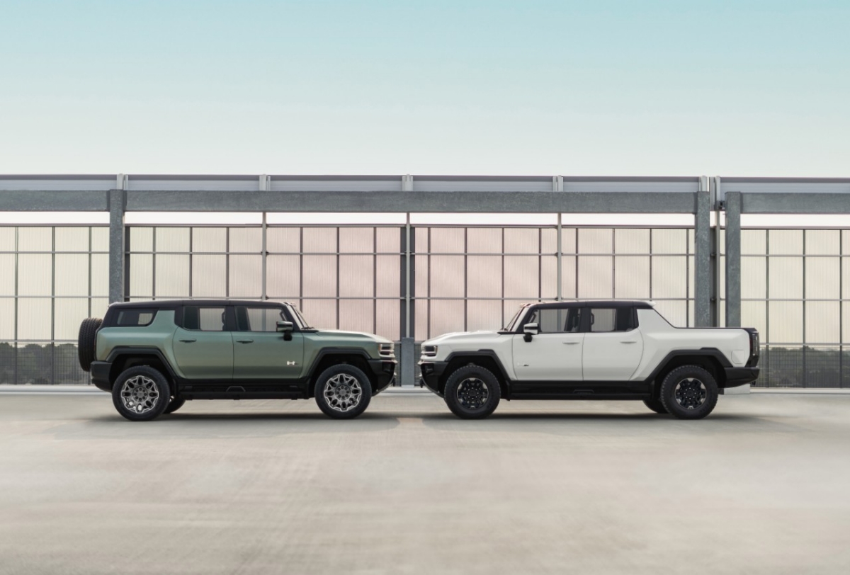 The Supertruck Revolution Continues GMC Debuts 3X Trim for HUMMER EV Pickup and SUV Announces Driving Range Estimates