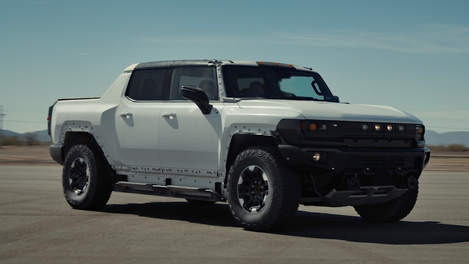 Gmc hummer ev video store